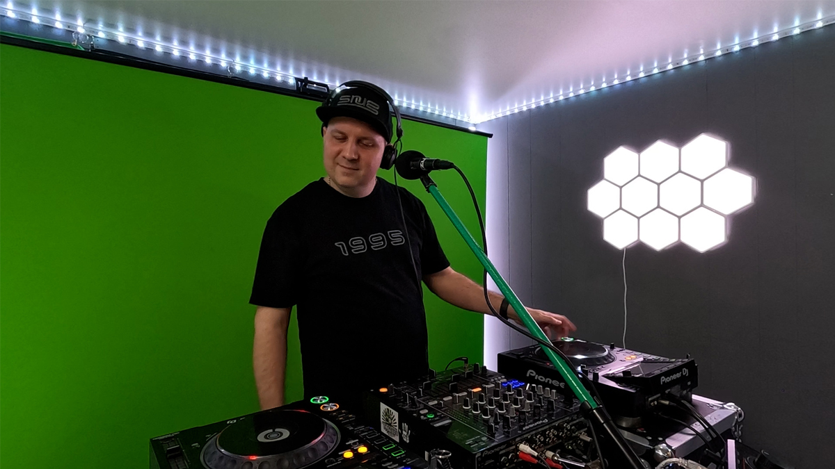 Theo Tzu Sound - Professional Entertainment & Creative Services in Winnipeg